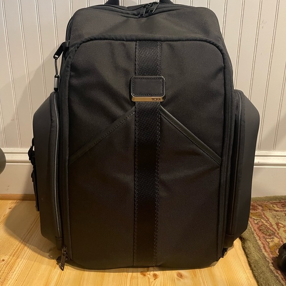 Tumi | Bags | Nwt Tumi Esportspro Large Backpack In Black | Poshmark
